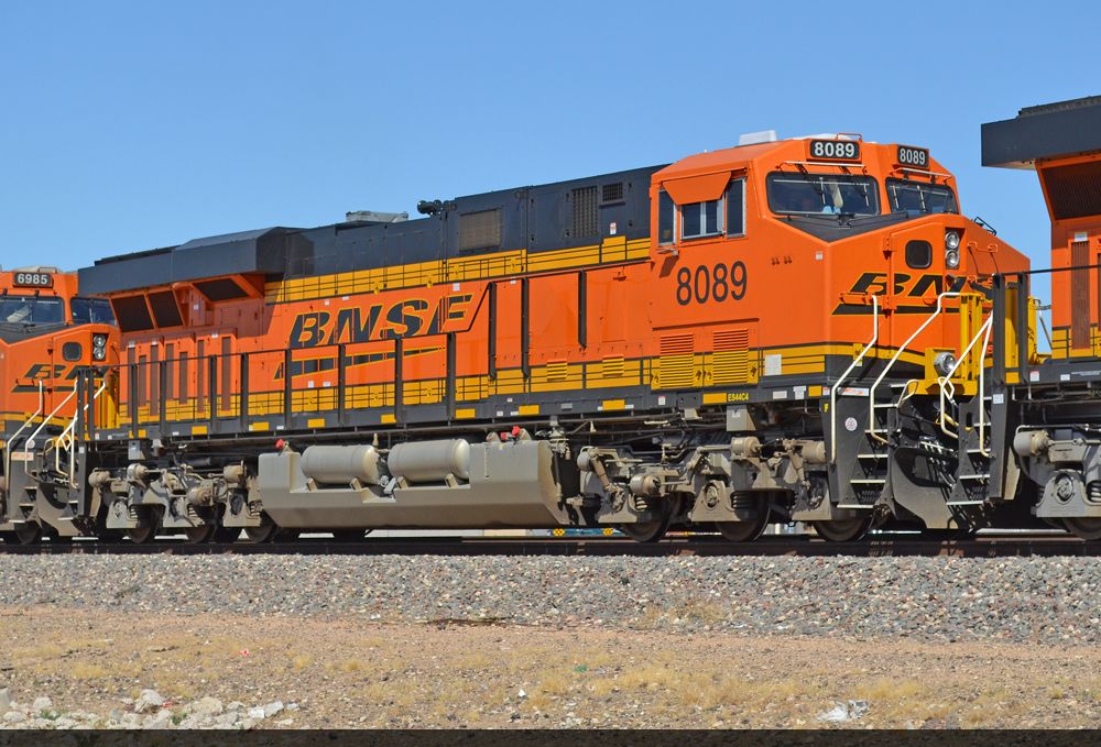 BNSF 8089